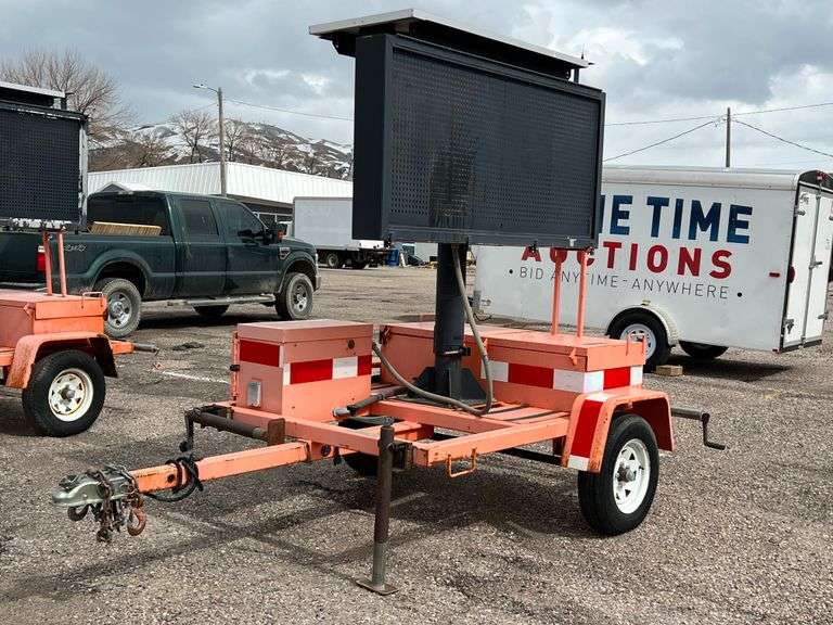 Solar Powered Digital Message Sign with Trailer - Prime Time Auctions, Inc.