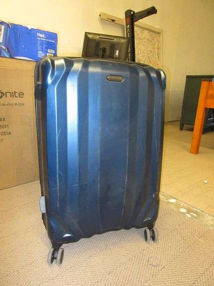 Samsonite Luggage * - Prime Time Auctions, Inc.