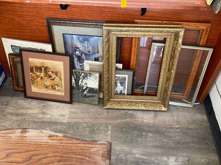 Assorted Picture Frames - Prime Time Auctions, Inc.