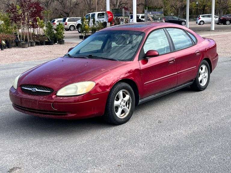 2002 Ford Taurus SES - Prime Time Auctions, Inc.