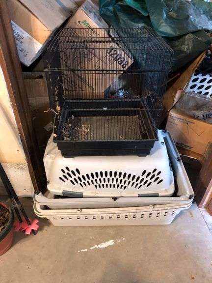 Bird Cage, 3) Dog Kennels* - Prime Time Auctions, Inc.