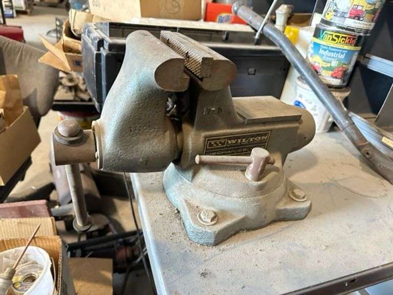 Wilton Mechanic Vise 1750 - Prime Time Auctions, Inc.
