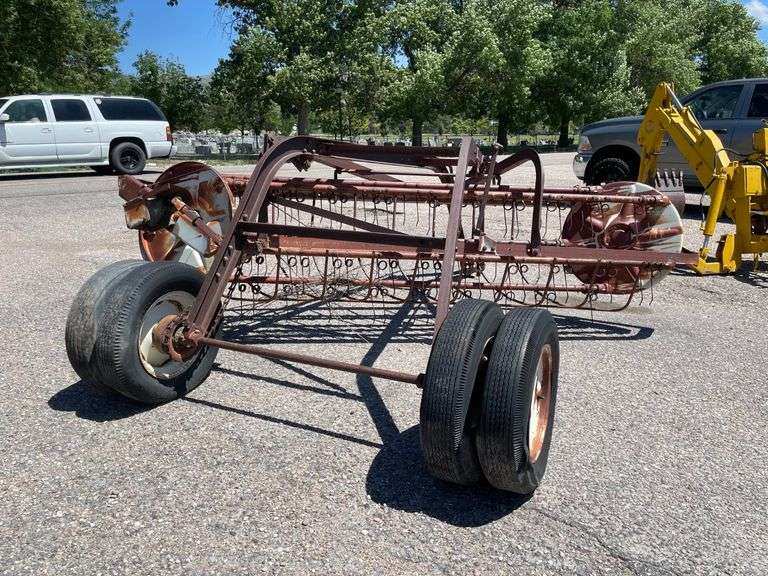 International Harvester No. 15 Siderack Hay Rake - Prime Time Auctions ...