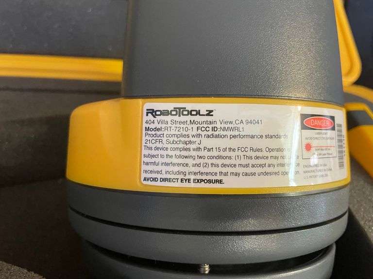 RoboToolz Laser Level in Case - Prime Time Auctions, Inc.