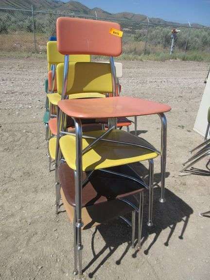 10) Student Chairs - Prime Time Auctions, Inc.