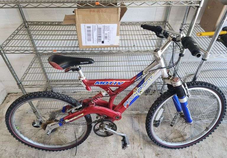 Motiv Rockpoint Mountain Bike and Bike Parts - Prime Time Auctions, Inc.
