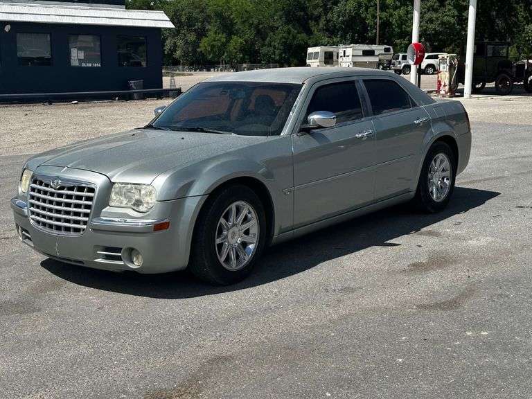 2006 Chrysler 300C - Prime Time Auctions, Inc.