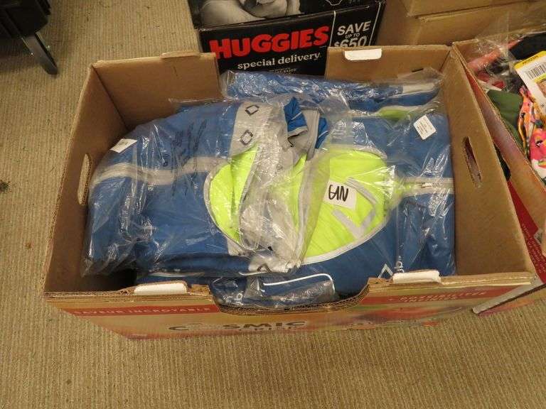 Box of Sam's Club Vests - Prime Time Auctions, Inc.