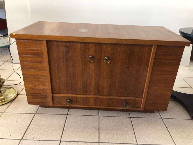 Chest - Prime Time Auctions, Inc.