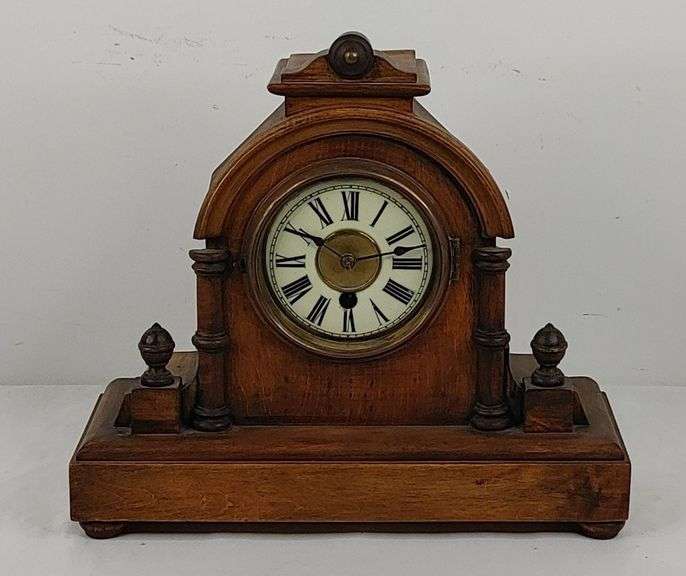 Vintage Mantle Clock - Colorado Premier Realty & Auction Services