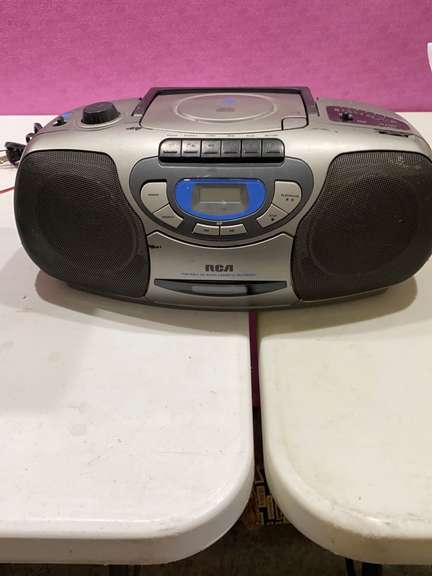 RCA Portable CD Radio Cassette Recorder (powers on) - Coastal ...