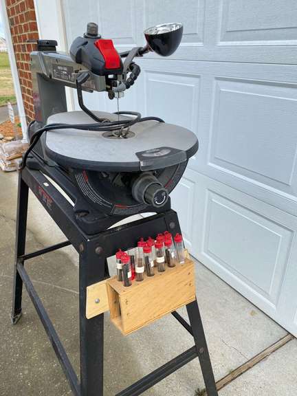 Porter Cable PCB370SS Variable Speed Scroll Saw, powers on - Coastal ...