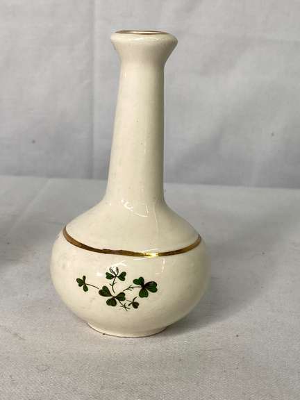 Carrigaline Pottery Company Ltd Small Bud Vase with Celtic Clover ...
