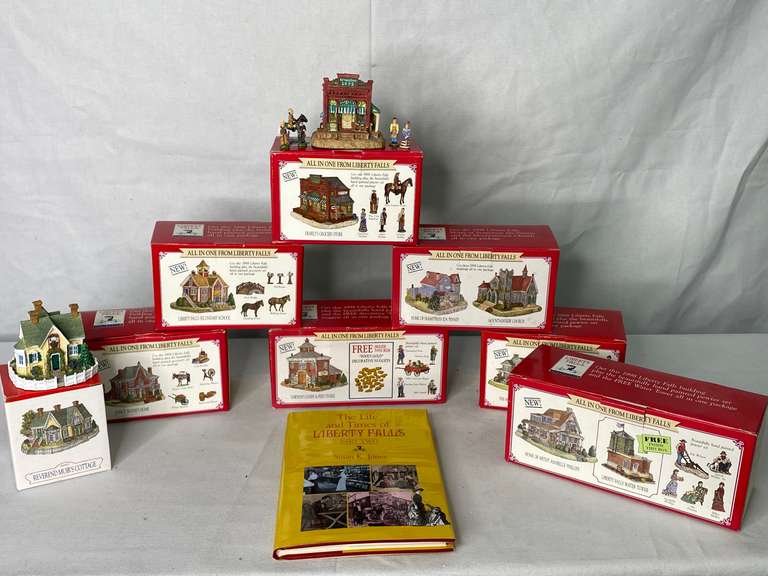 Liberty Falls Miniature Building Collection with Miniature Hand Painted ...