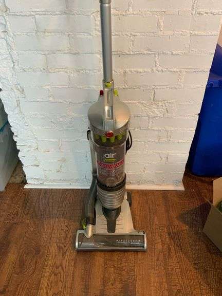 Hoover Air Sprint Vacuum, Powers On, Untested - Coastal Downsizing LLC