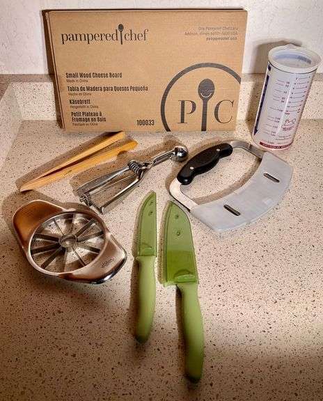 Pampered Chef Kitchen Items - Coastal Downsizing LLC