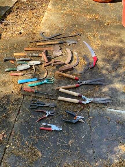 Hand Tools, Axes and Sickles - Coastal Downsizing LLC