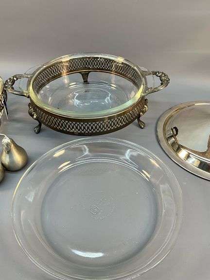 Anchor Hocking Serving with Lid (2 different size glass inserts ...