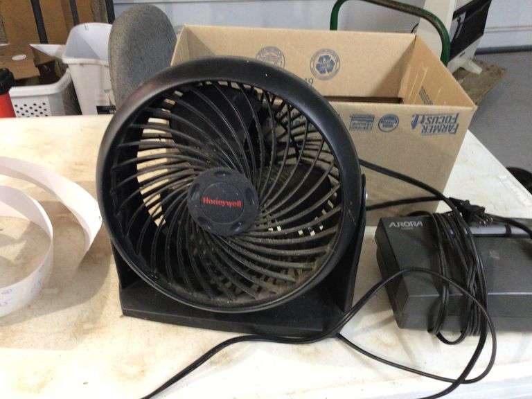 FAN AND PAPER SHREDDER - Currie Auction Service