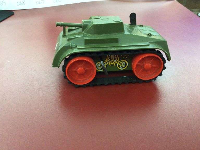 VINTAGE MARX TANK - Currie Auction Service
