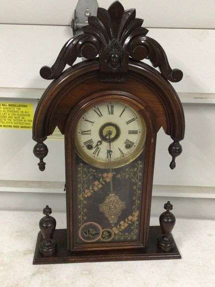 ANTIQUE NEW HAVEN TEARDROP MANTLE CLOCK - Currie Auction Service