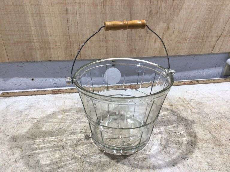 GLASS BUCKET - Currie Auction Service