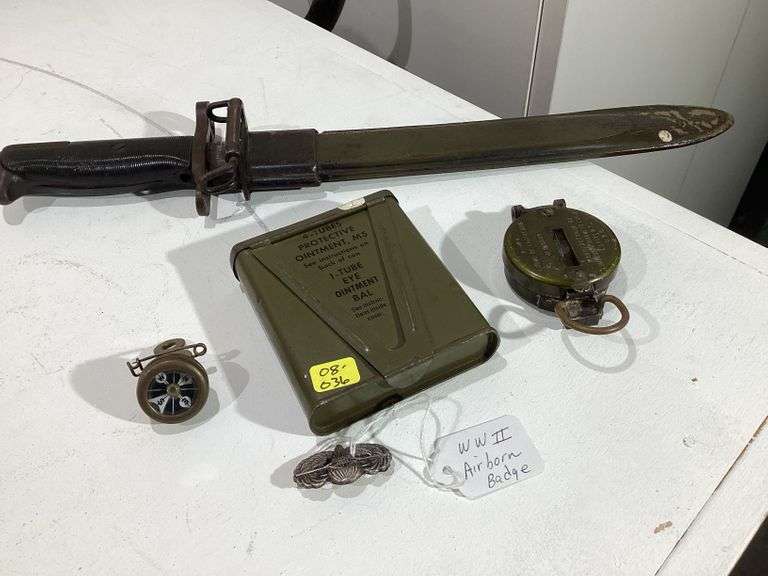 VINTAGE US ARMY ITEMS - Currie Auction Service