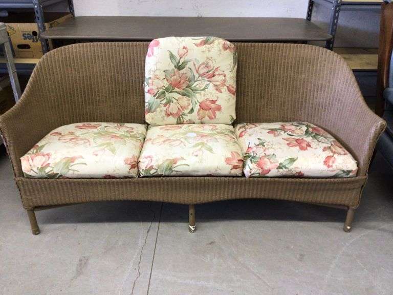 OUTDOOR WICKER SOFA - Currie Auction Service