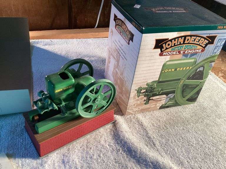 JOHN DEERE BATTERY OPERATED MODEL "E" ENGINE - Currie Auction Service