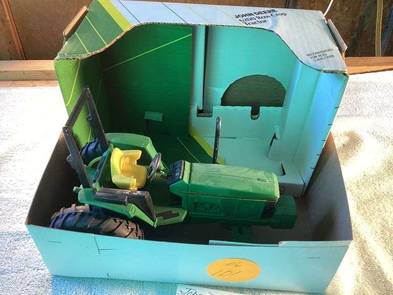JOHN DEERE MODEL 6200 TRACTOR OPEN STATION WITH ROPS - Currie Auction ...