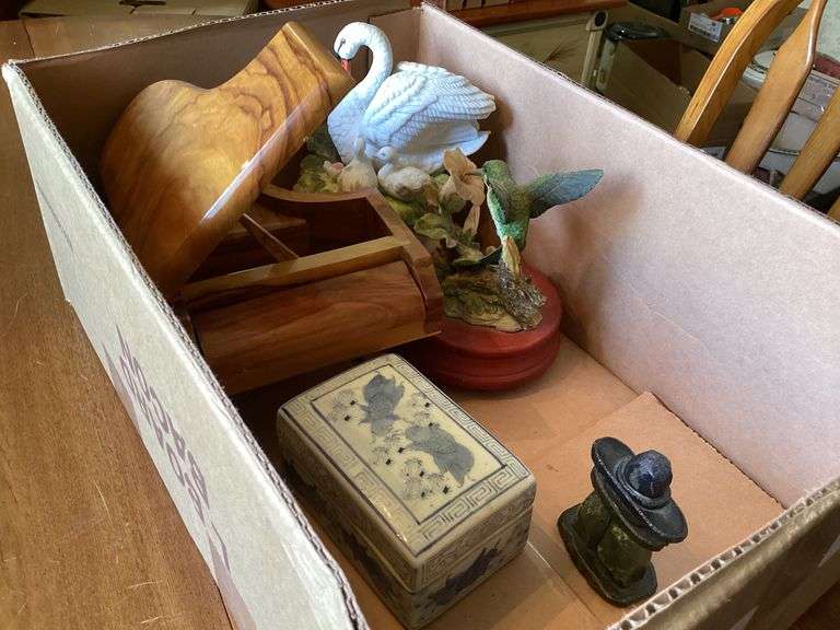 3 MUSICAL BOXES, SOAP DISH AND FIGURINE - Currie Auction Service