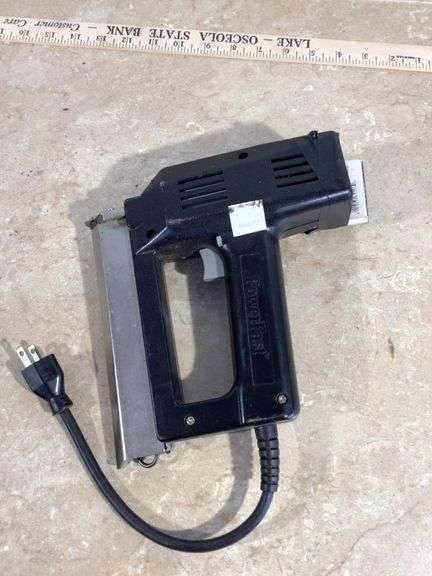 POWERFAST ELECTRIC STAPLE GUN - Currie Auction Service