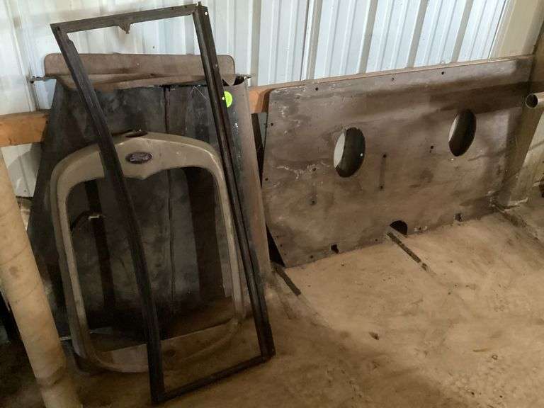 FORD MODEL T PARTS - Currie Auction Service