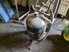 SANDY JET ABRASIVE BLASTER & TANK - Currie Auction Service