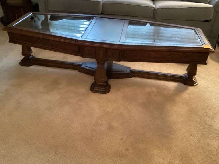 COFFEE TABLE W/GLASS TOP INSERTS - Currie Auction Service