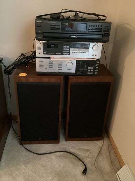 HOME STEREO SYSTEM - Currie Auction Service