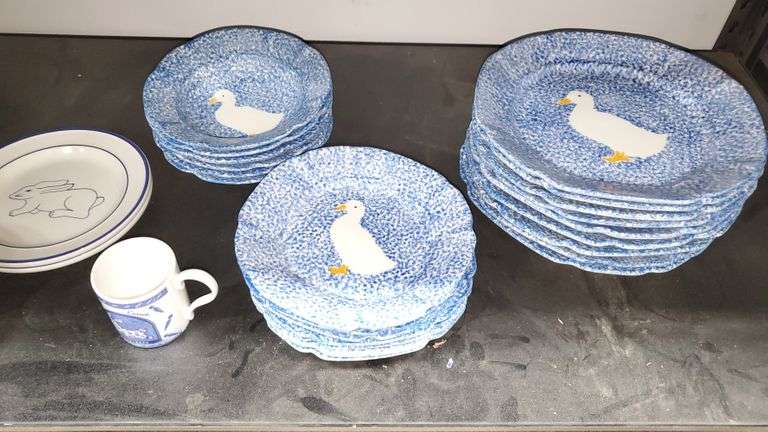 Lot Spongeware Duck Decorated Set of Dishes - Dixon's Auction at Crumpton
