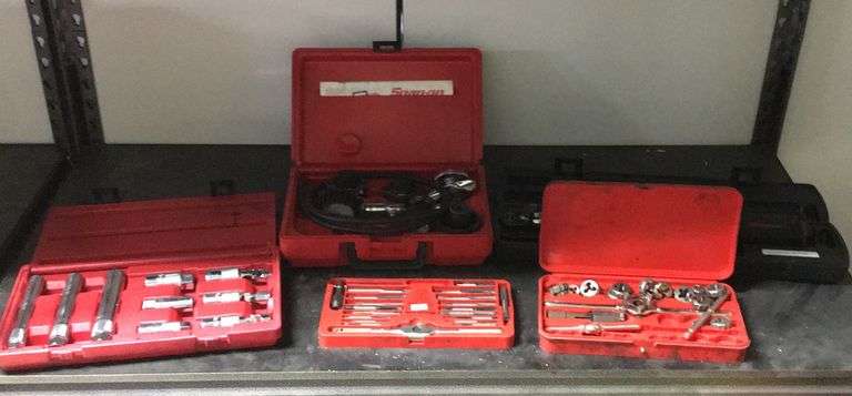 Snap-On mechanic's tools includes tap&die sets, torque wrench, sockets ...