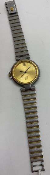 Dunhill Swiss Quartz Watch w/ a dunhill box - Dixon's Auction at Crumpton