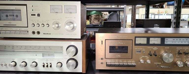 Technics SS-200 receiver, Panasonic RA-6500 tape deck, Sankyo STD-1800 ...