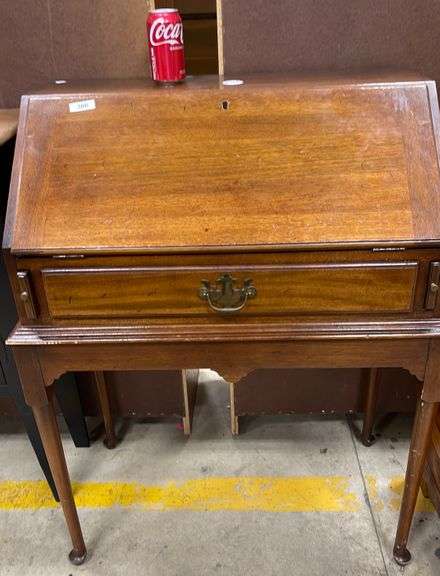 Century desk - Dixon's Auction at Crumpton