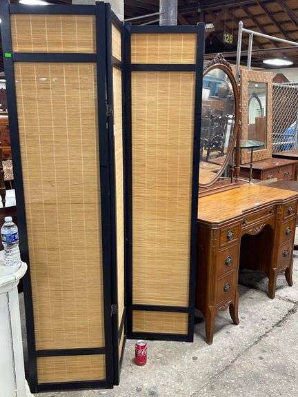 Modern room divider - Dixon's Auction at Crumpton