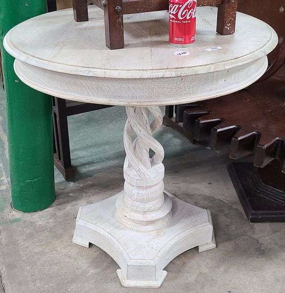 Modern white parlor table - Dixon's Auction at Crumpton