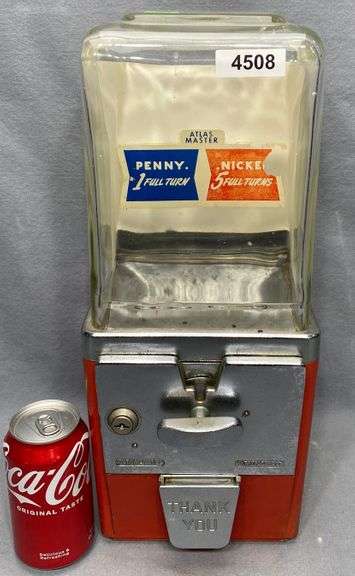 Vintage Atlas Master coin op vending machine - Dixon's Auction at Crumpton