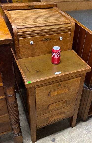 Antique McCaskey Register Co oak cash register table - Dixon's Auction ...