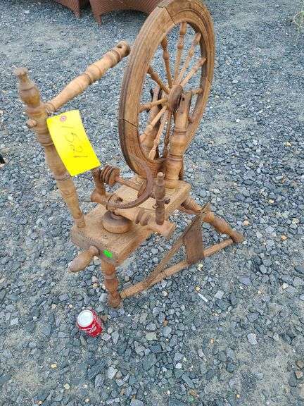 Antiques primitive spinning wheel - Dixon's Auction at Crumpton