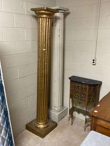 Pair decorative columns - Dixon's Auction at Crumpton