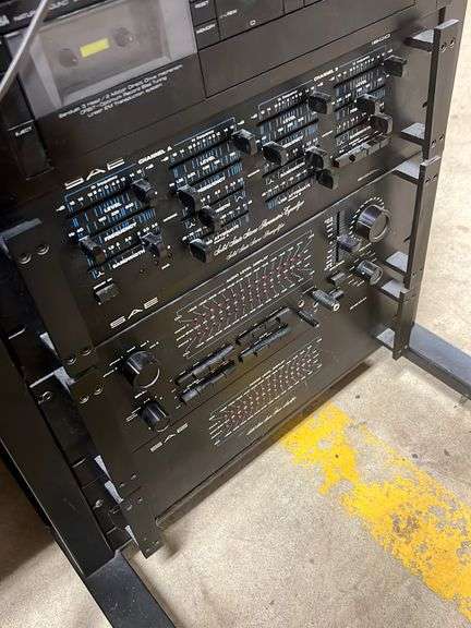 Yamaha SAE Two R3C stereo, untested - Dixon's Auction at Crumpton