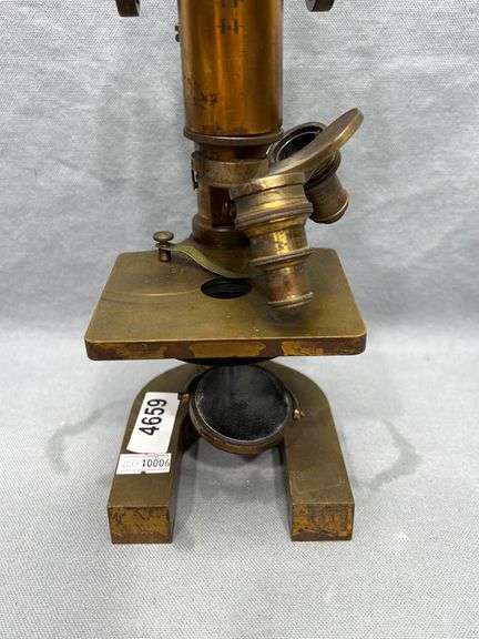 Antique brass microscope - Dixon's Auction at Crumpton