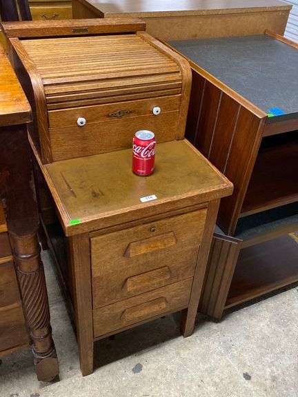 Antique McCaskey Register Co oak cash register table - Dixon's Auction ...